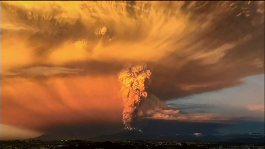Vídeo de la alerta roja en Chile por la erupción del volcán Calbuco