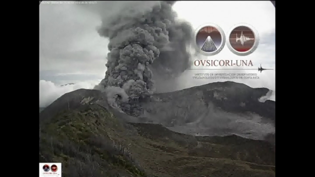 Vídeo de la erupción del volcán Turrialba en Costa Rica | ORAIN