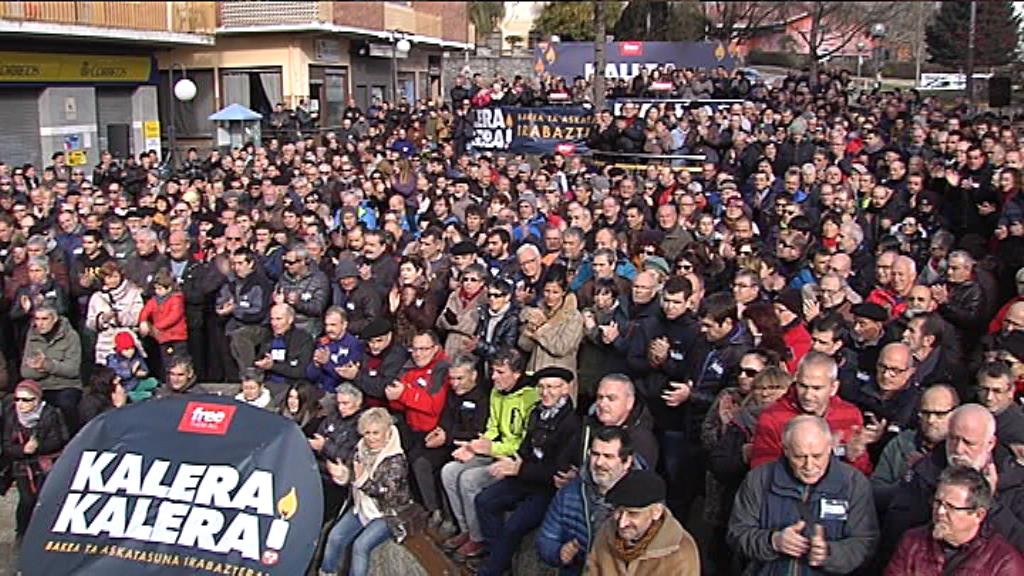 Video: Kalera kalera en Usurbil: acto de clausura