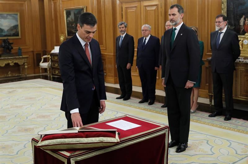 Toma de posesión de Pedro Sánchez presidente del Gobierno España: 2 ...
