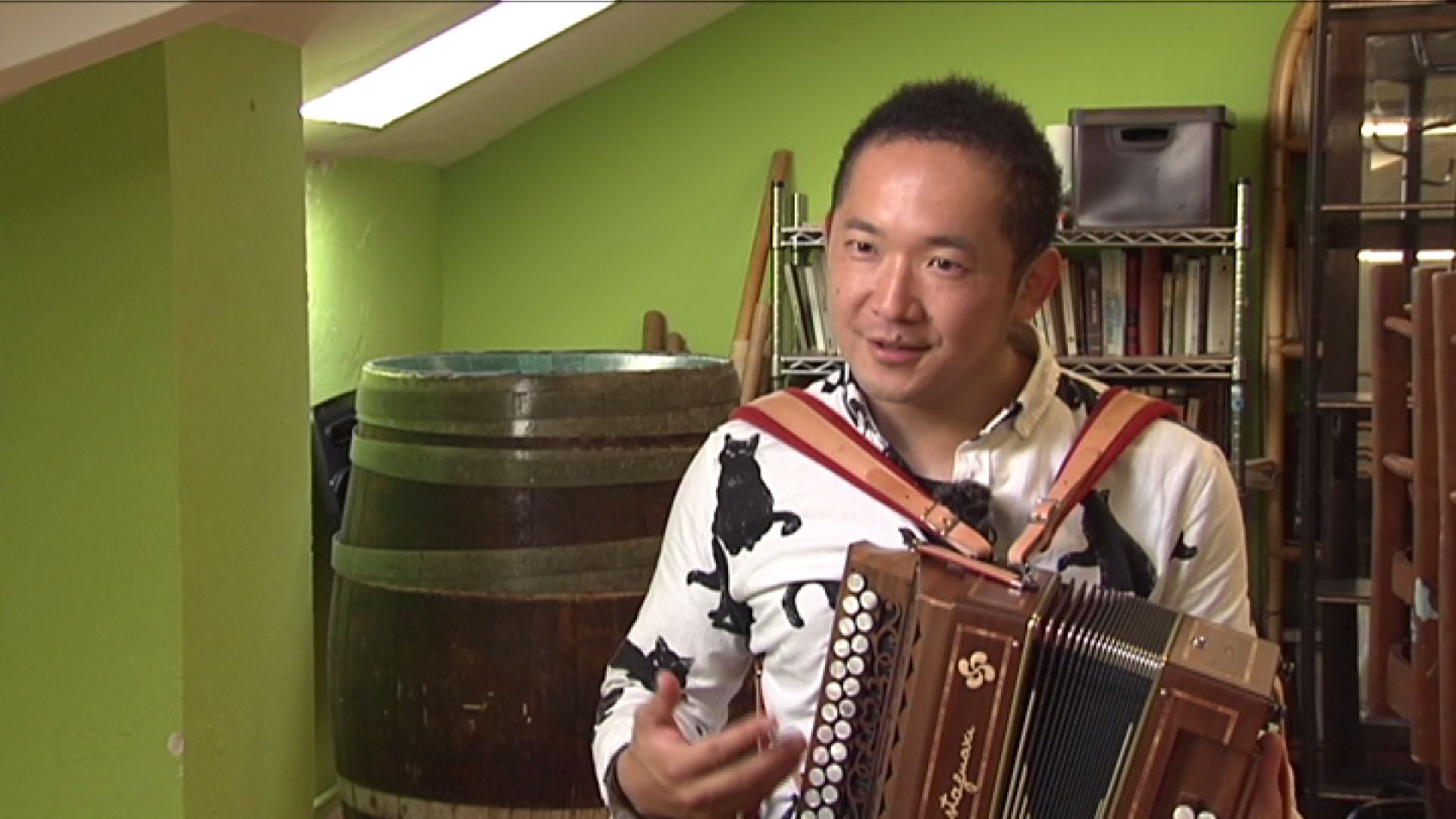 Vídeo: El trikitilari japonés Yuki Kojima perfecciona su técnica en Getxo