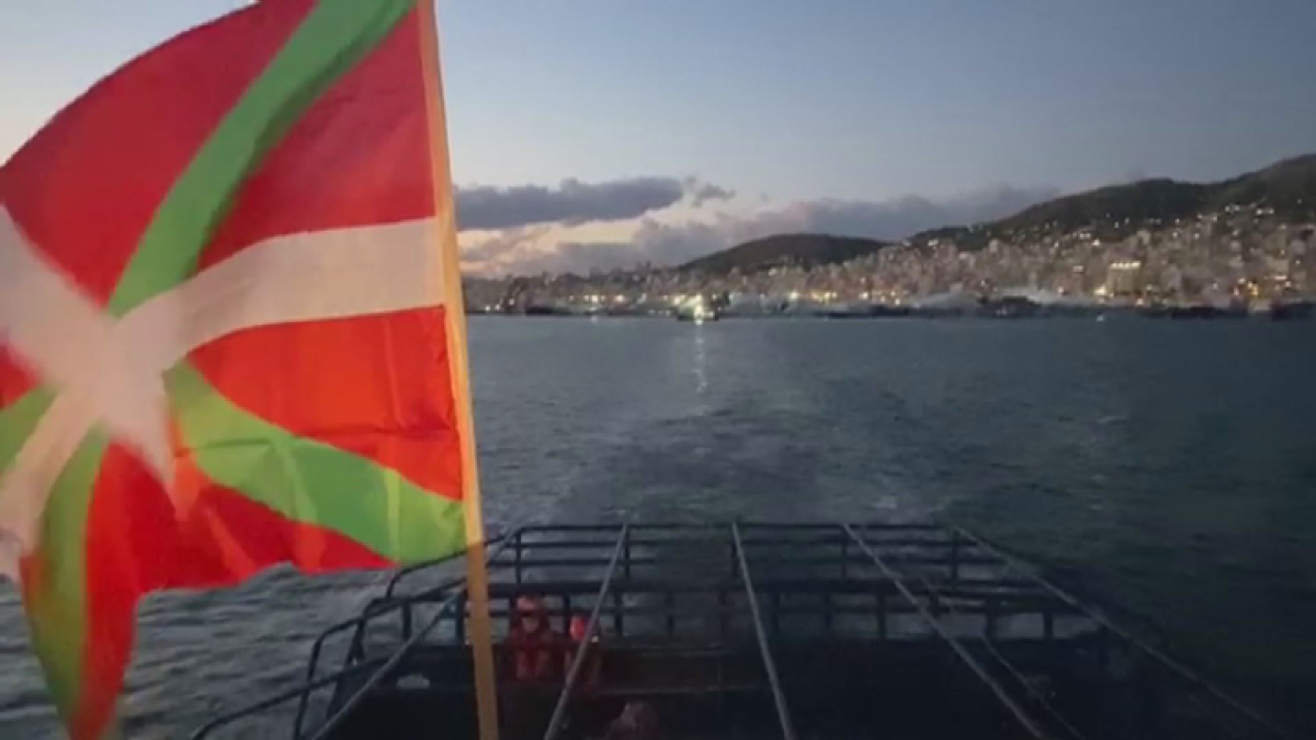 Vídeo: El "Aita Mari" vuelve a la mar para continuar con su misión ...