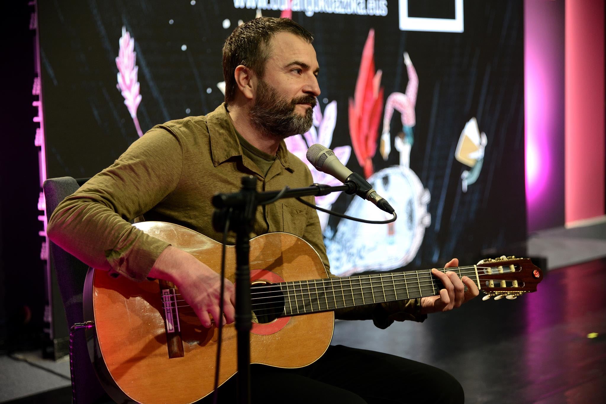 'Otsaila', videoclip de la nueva canción de Eñaut Elorrieta | ORAIN