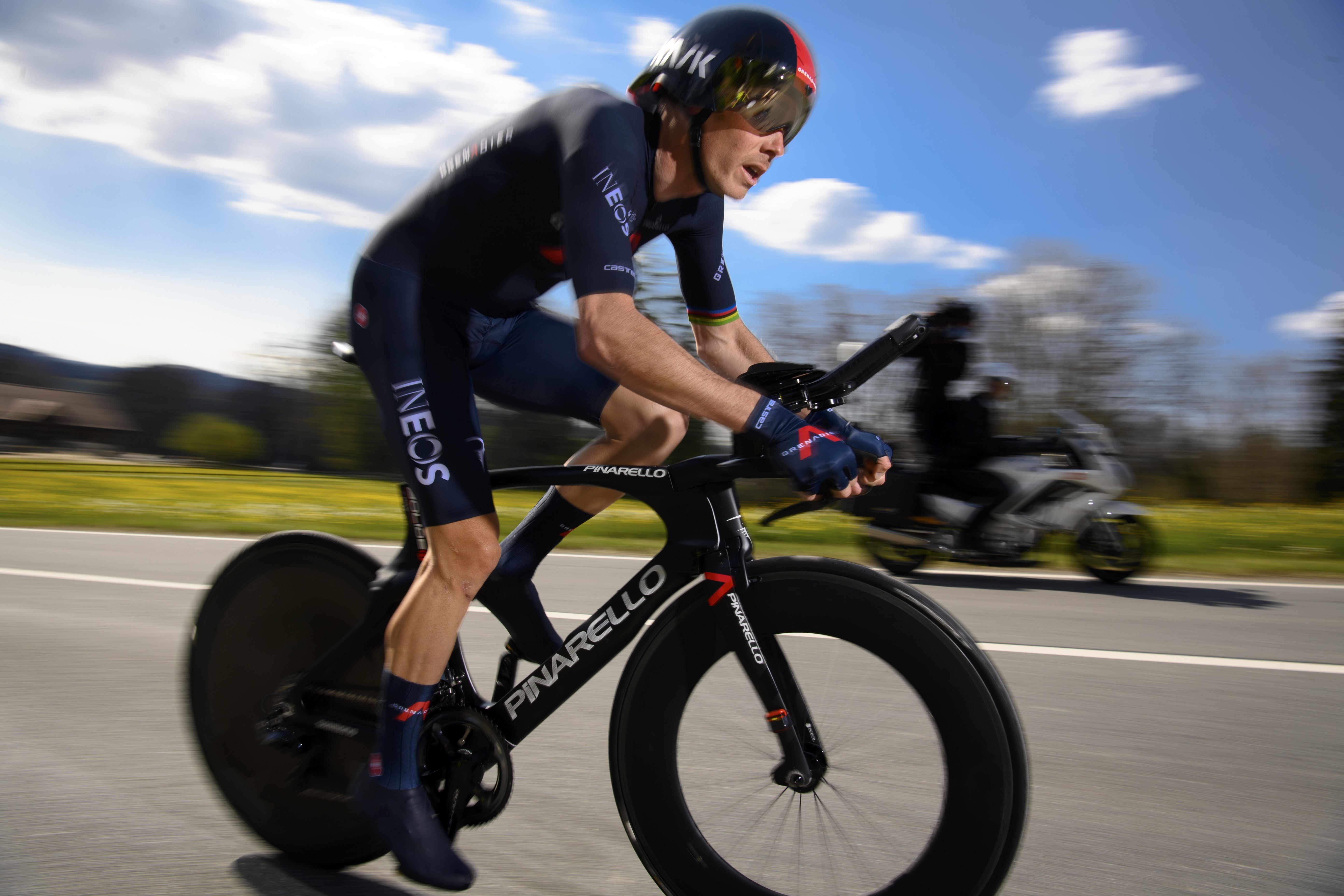 Rohan Dennis gana el prólogo del Tour de Romandía 2021 y es el primer ...