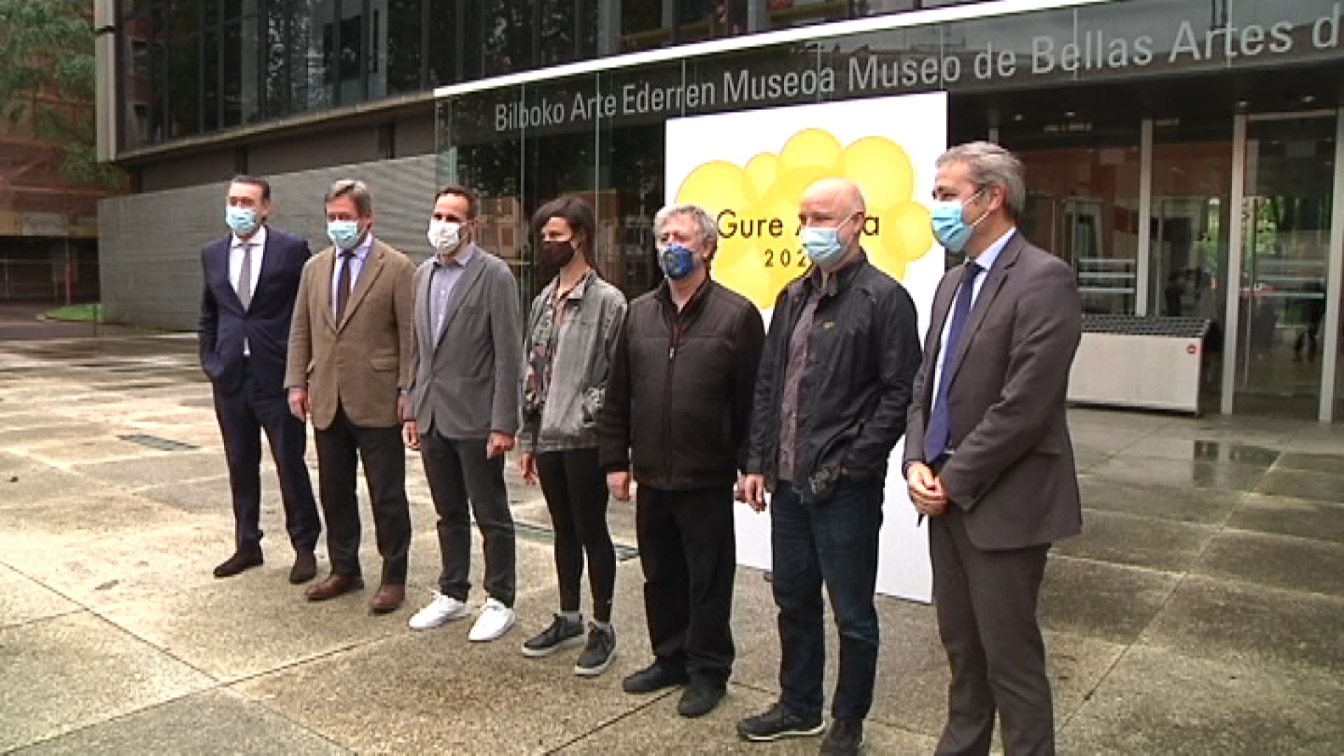 Vídeo: Darío Urzay, Damaris Pan y Peio Aguirre, premios Gure Artea 2021 ...