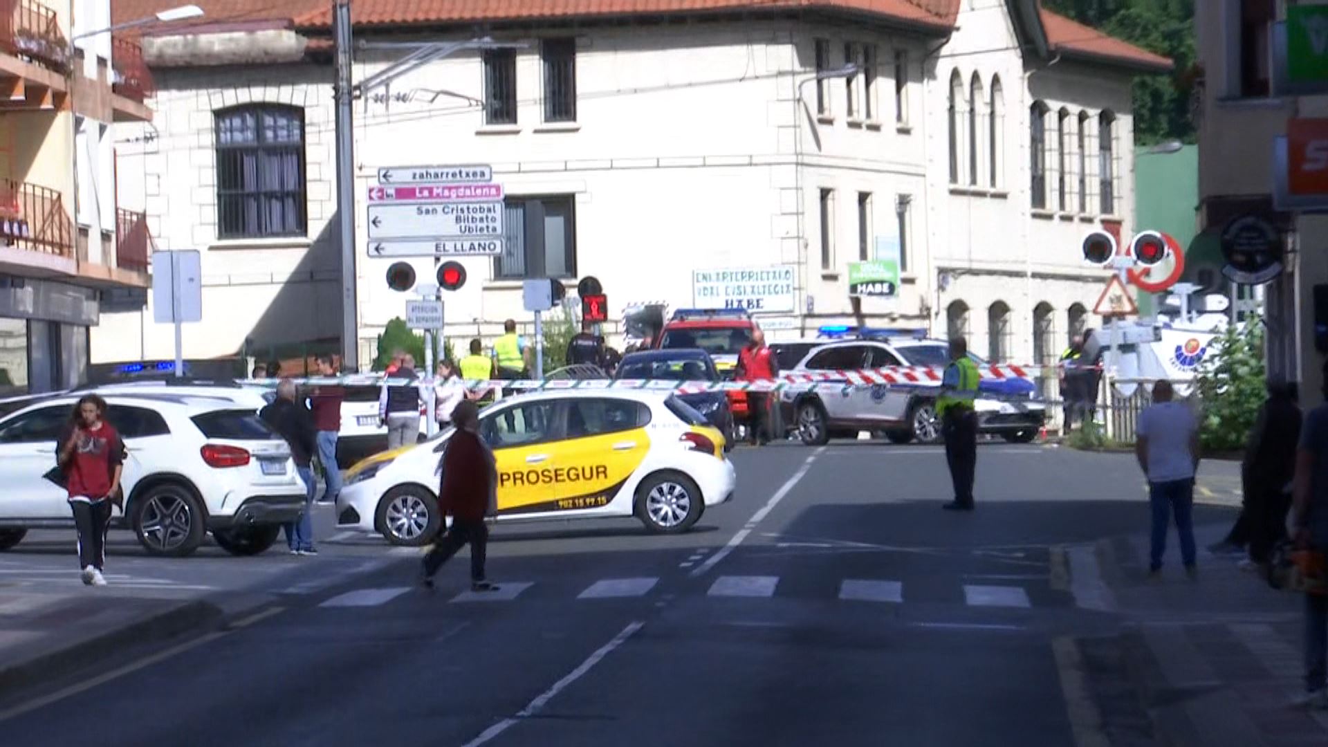Las instituciones acuerdan un plan para eliminar varios pasos a nivel ...