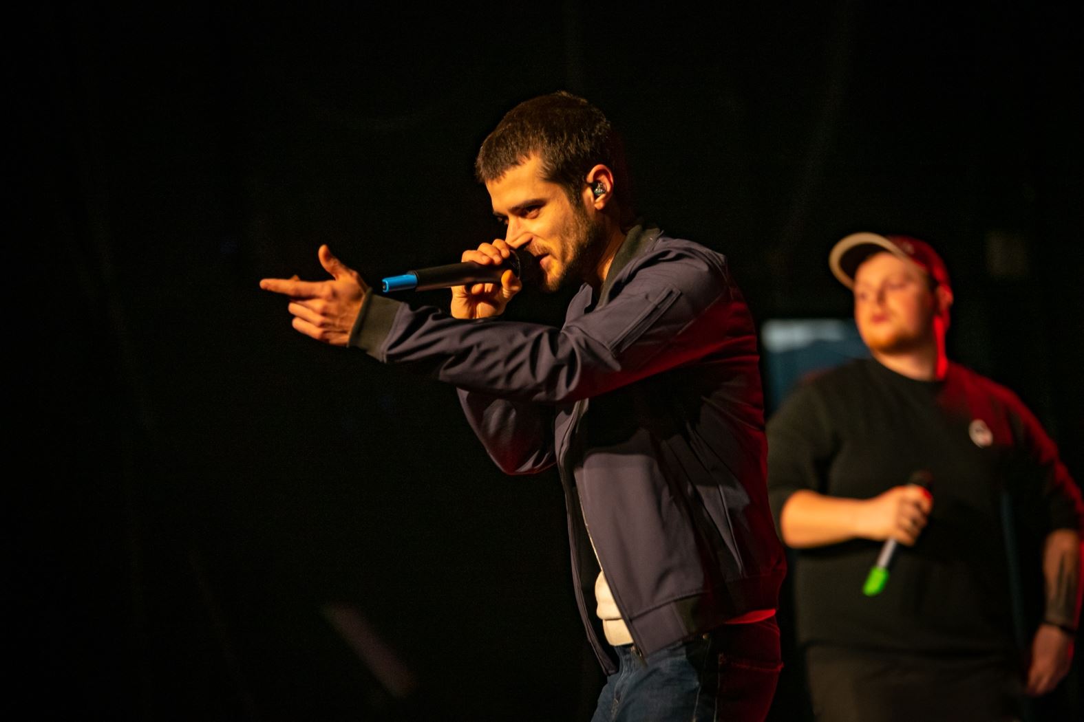 Entrevista al músico de rap ØDEI, que presenta su disco "Terapia" | ORAIN