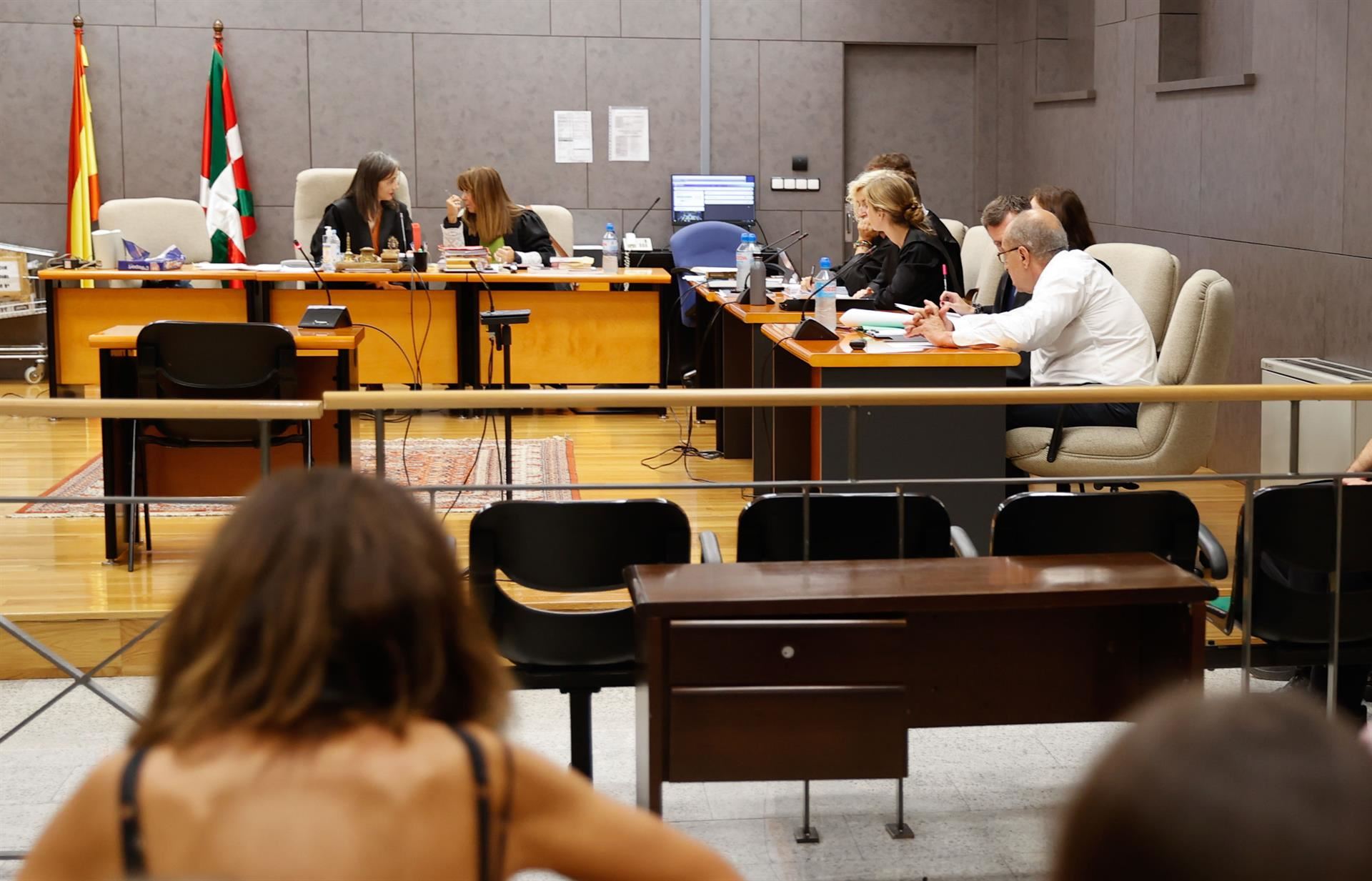 El jurado declara culpable de "causar la muerte intencionada" al acusado del doble crimen ...