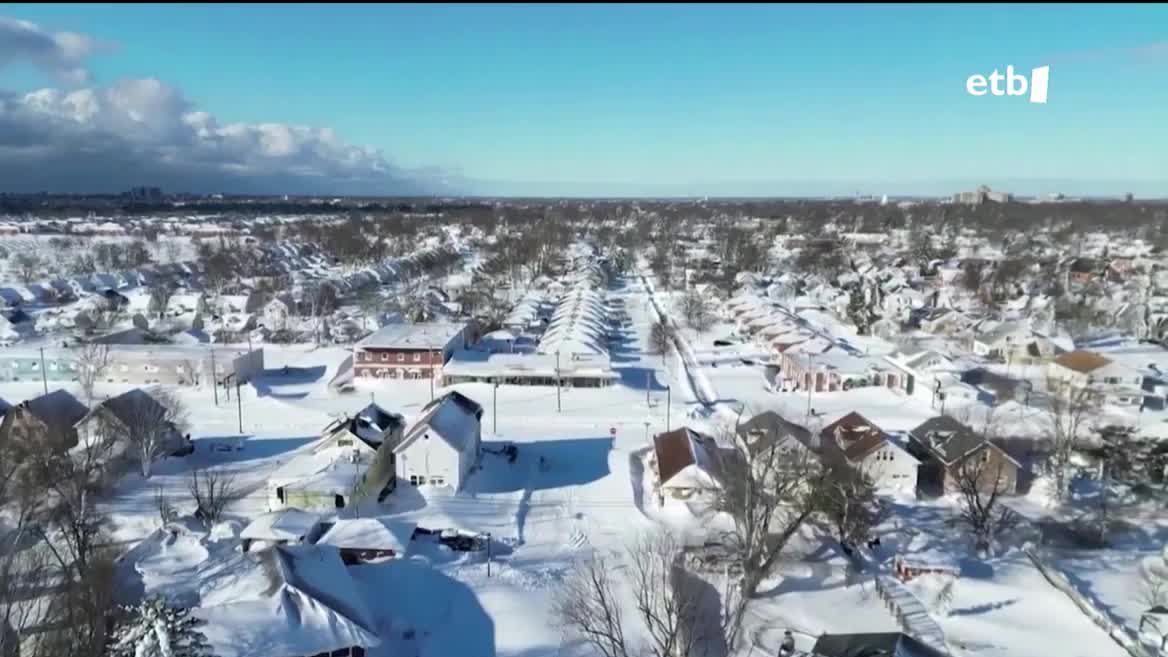 La tormenta invernal Elliot deja decenas de muertos en EE. UU. | ORAIN