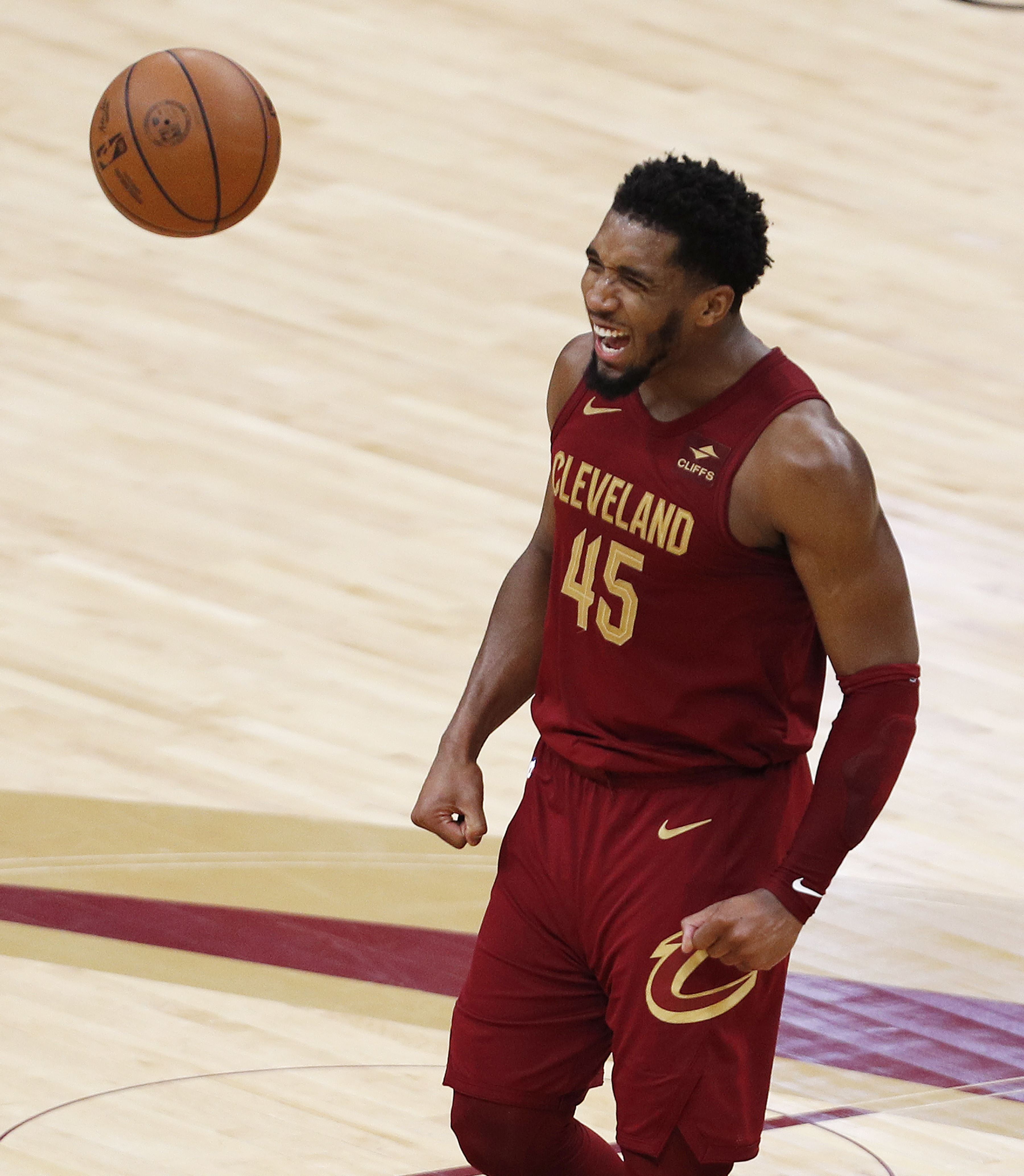 Donovan Mitchell hace historia al anotar 71 puntos, la octava mayor ...