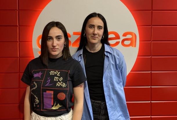 J Martina:“Espazio intimoan sortutako abestiak jendearen ahoetan ...