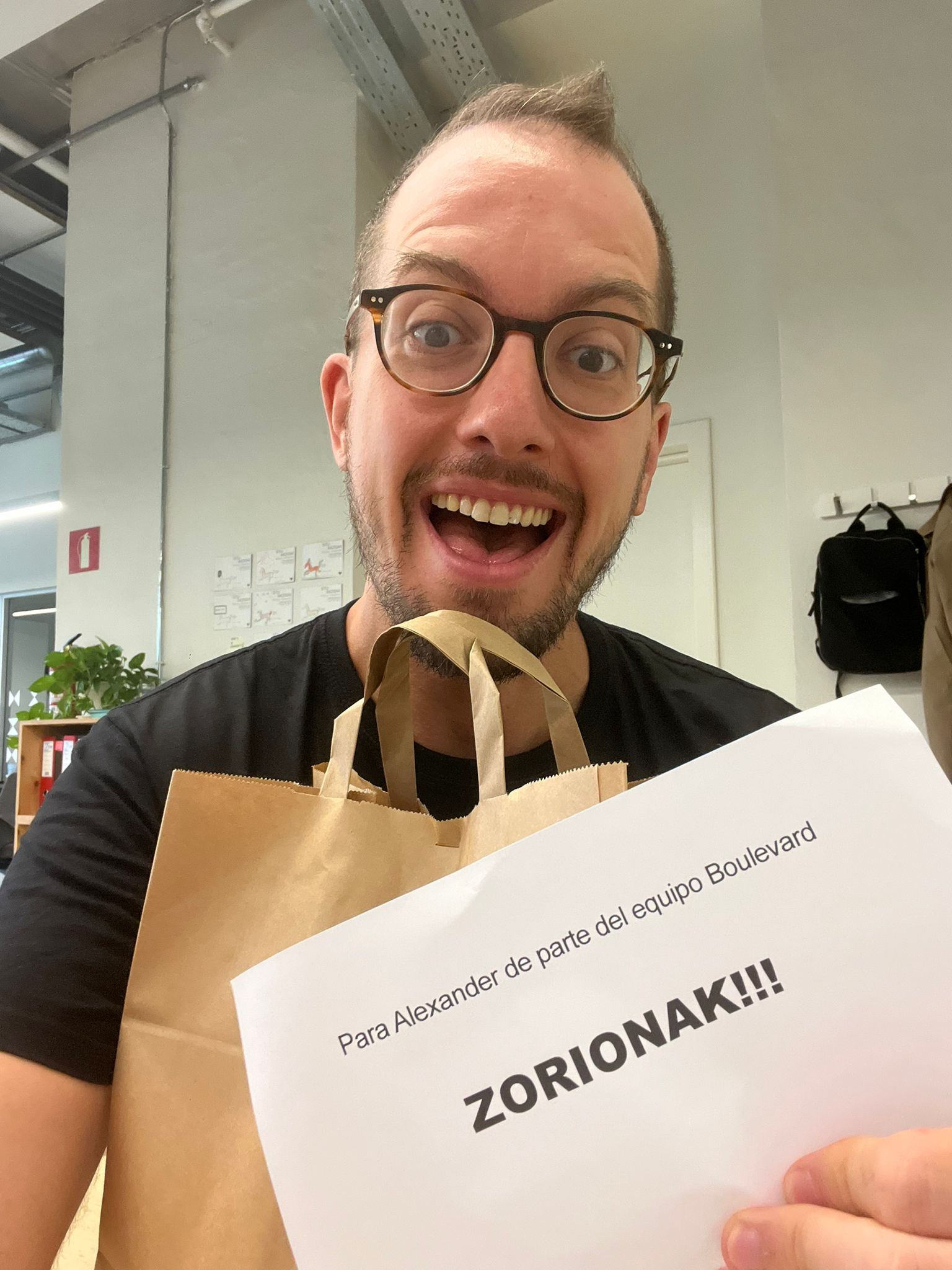 Las sorpresas de Álex Padilla el día de su cumpleaños