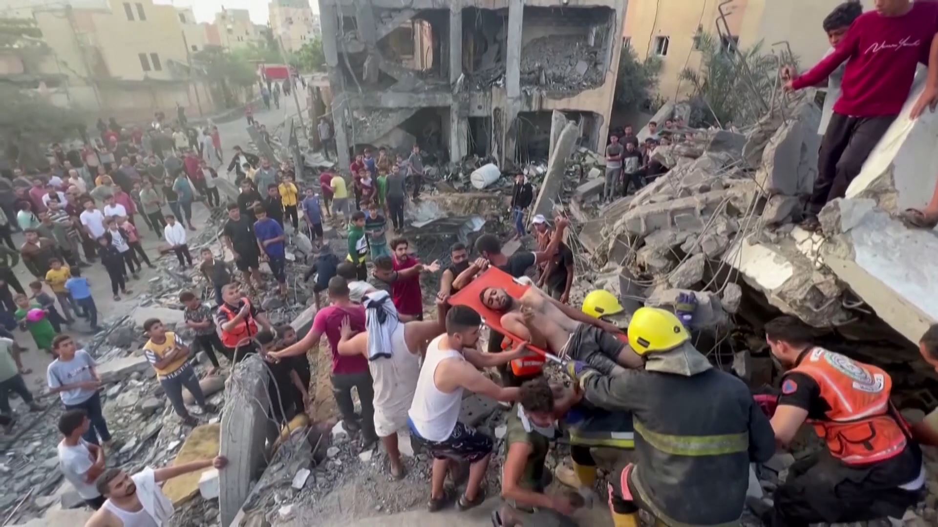 Vídeo: Gaza vive una crisis humanitaria por los ataques y el bloqueo de ...