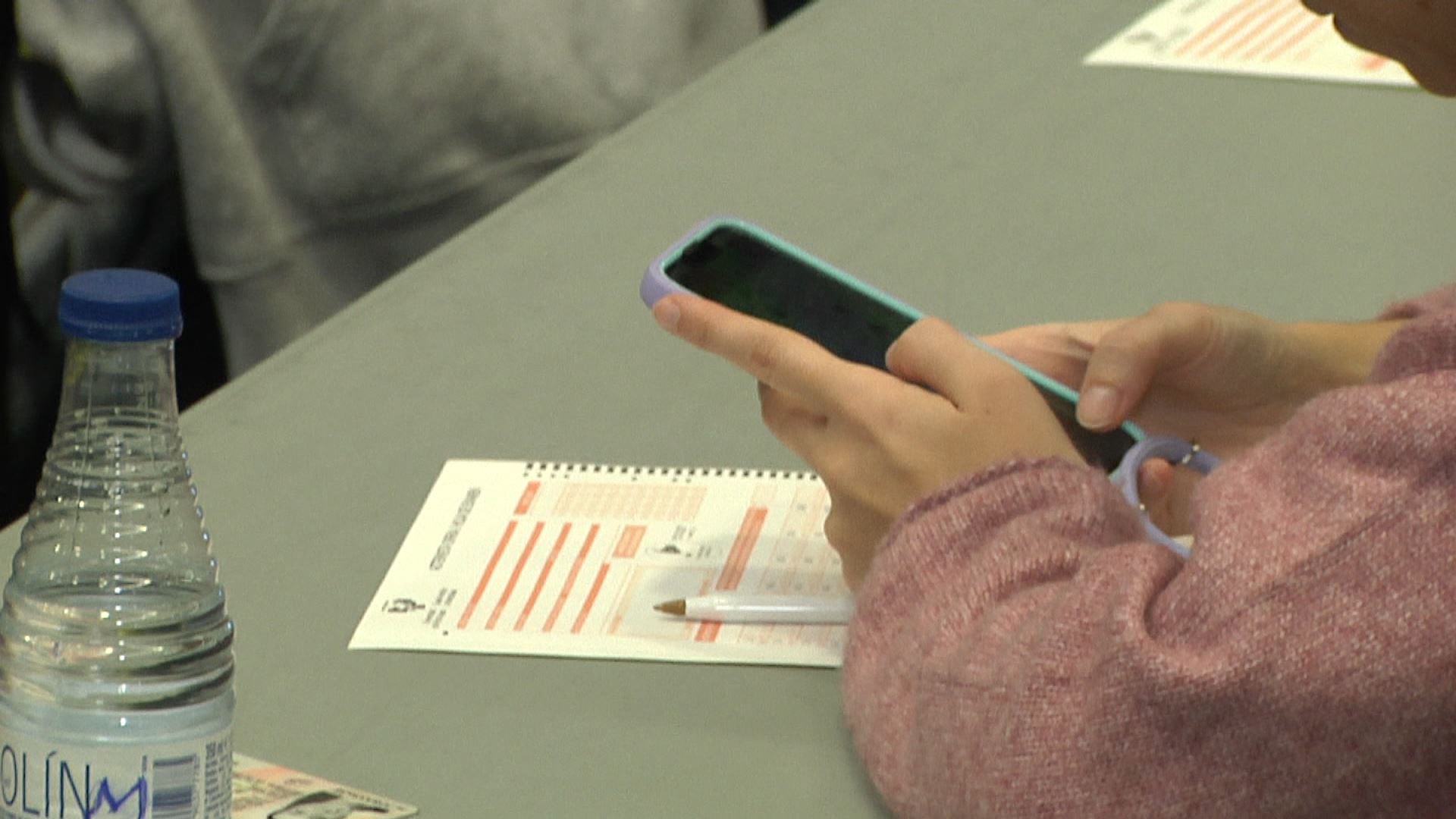 Vídeo: Comienzan los exámenes de la mayor OPE de la UPV/EHU de los últimos años | ORAIN