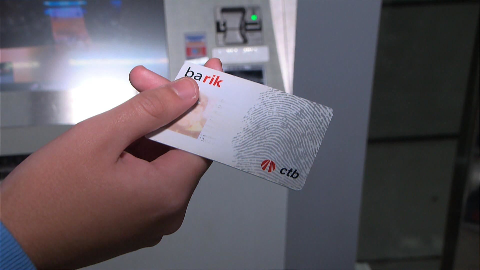 Las bonificaciones del 50 % en los abonos temporales y tarjetas barik ...