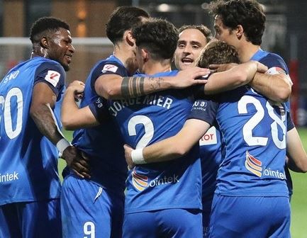 El Amorebieta gana al Racing Ferrol (3-1) e iguala a puntos con el 18ª ...