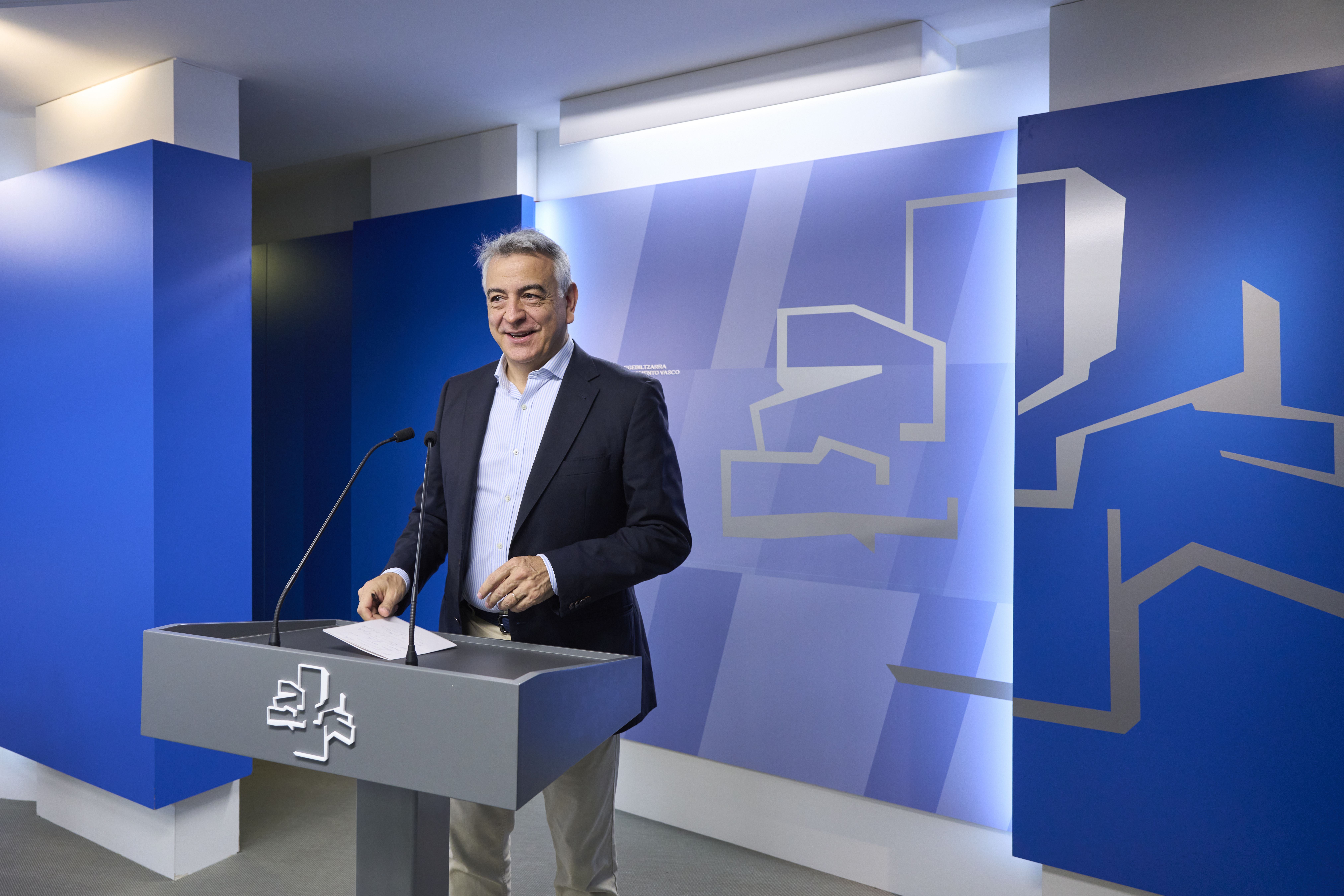 De Andrés: "En lugar de hacer una trayectoria de austeridad, Pradales ...