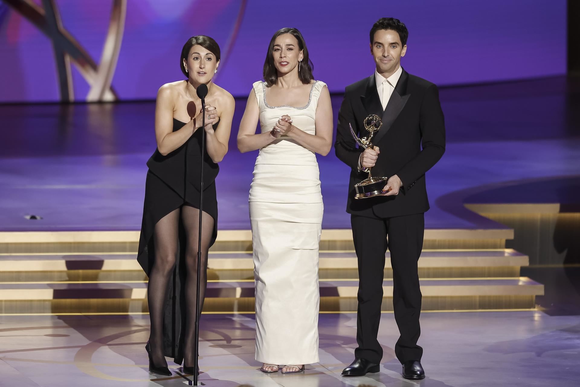 Vídeo: "Hacks" da la sorpresa en los Emmy robándole a "The Bear" el ...