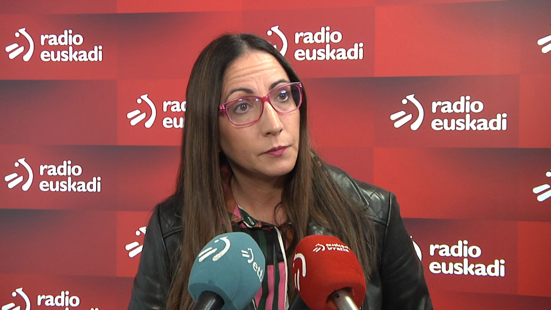Vídeo: Pedrosa anuncia que la OPE de Educación ofertará 1200 nuevas ...