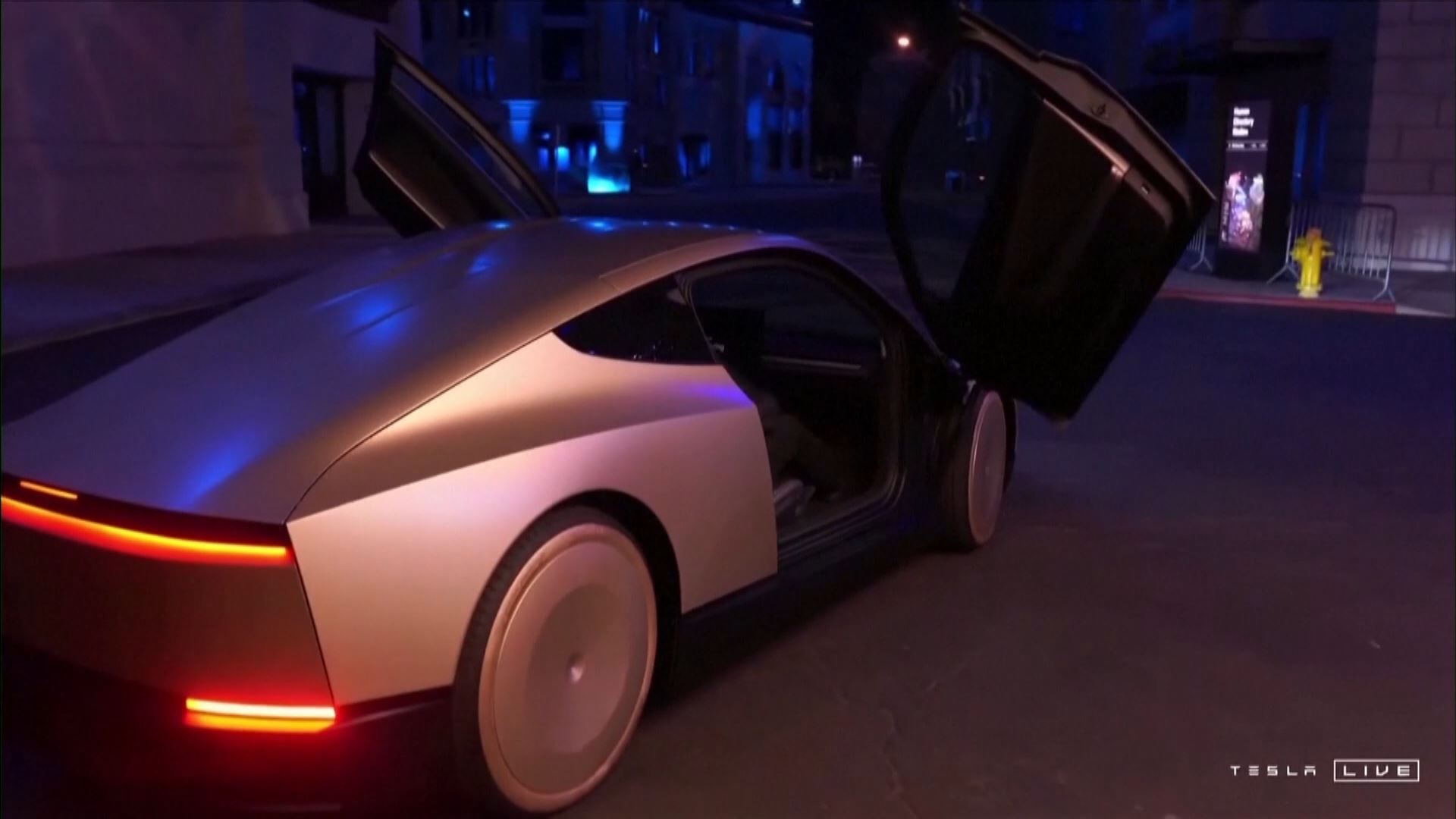Vídeo: Tesla presenta Cybercap, el primer prototipo de su taxi sin ...
