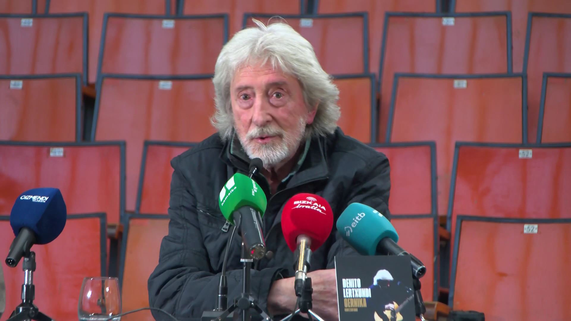 Vídeo: Resumen de la rueda de prensa en la que Benito Lertxundi ha ...