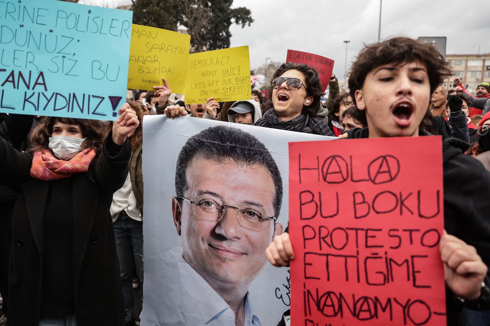 Envían a prisión preventiva al alcalde de Estambul, Ekrem Imamoglu | ORAIN