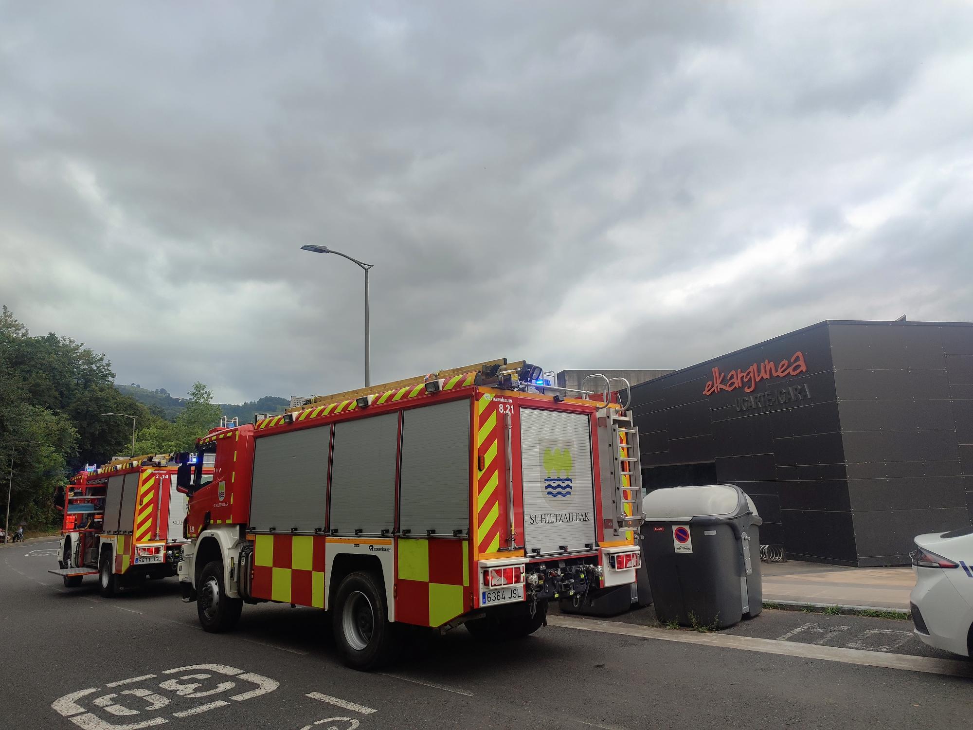 Kloro ihesa izan da Azkoitiko Ugarteigaran igerileku irekietan eta bost ...