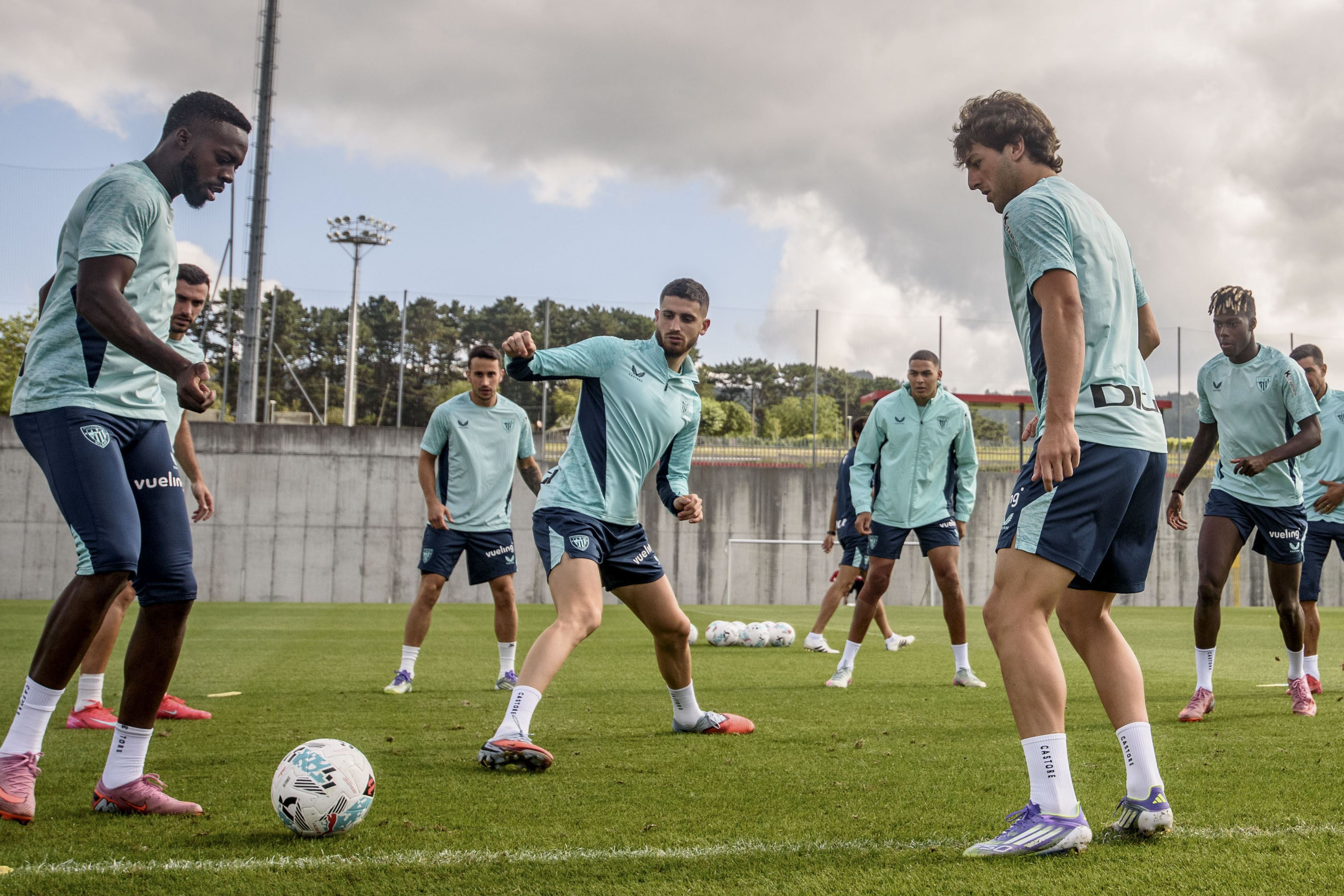 El doble partido entre el Liverpool y el Athletic Club, hoy en directo ...