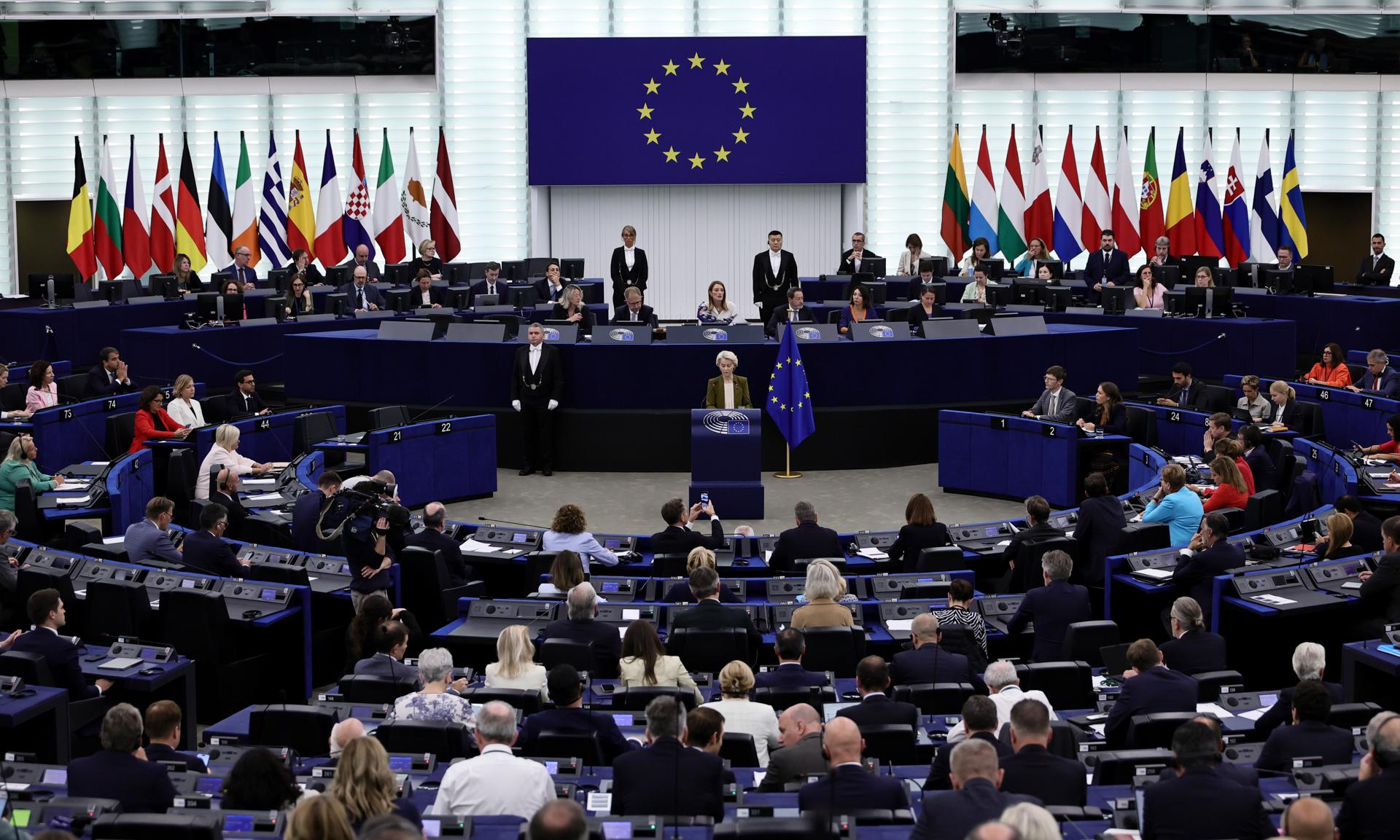 La UE acuerda dejar de importar gas natural de Rusia y eliminar ...