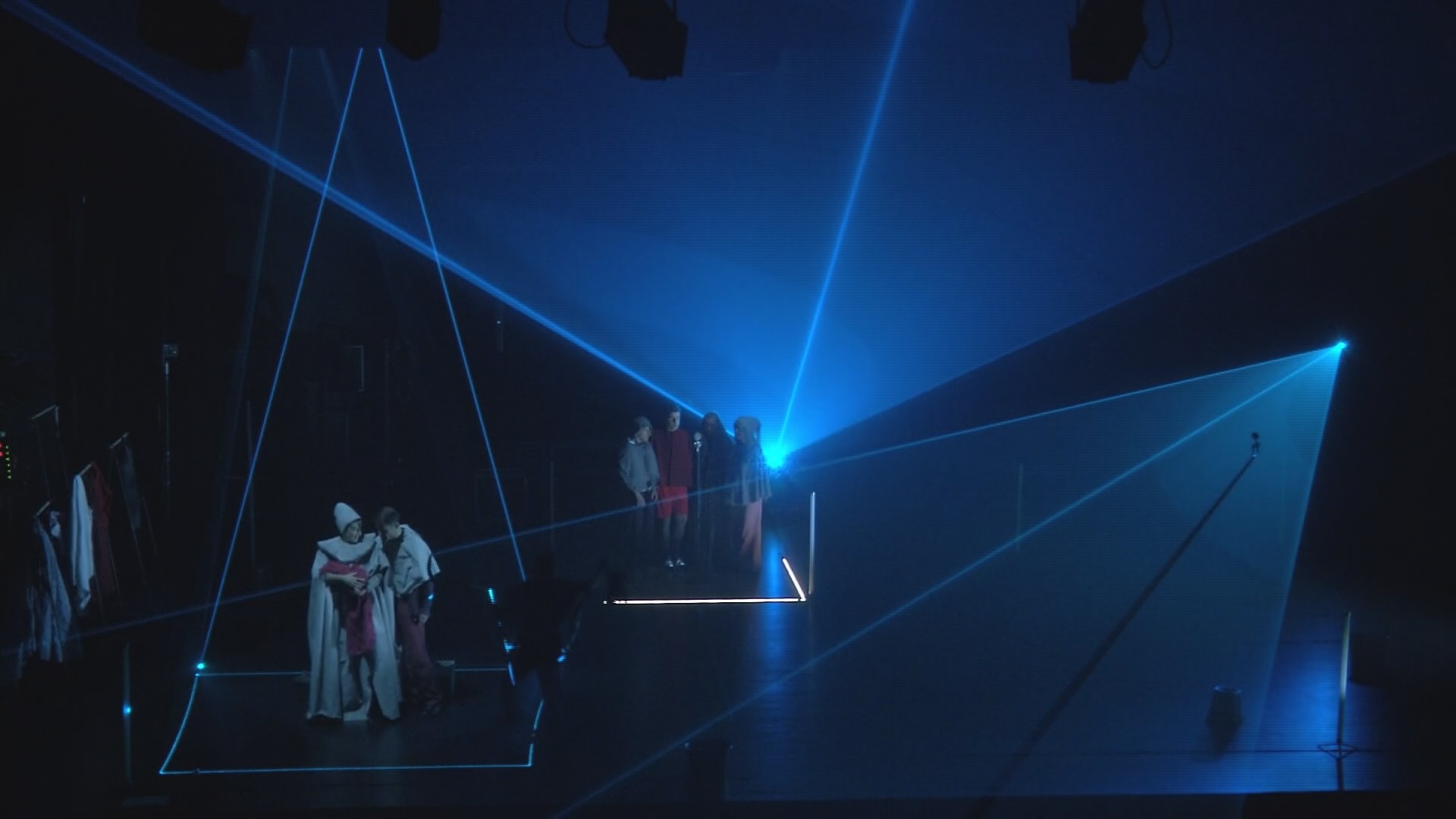 Ximun Fuchs: "La arqueología es una metáfora del teatro, contamos historias con restos humanos ...