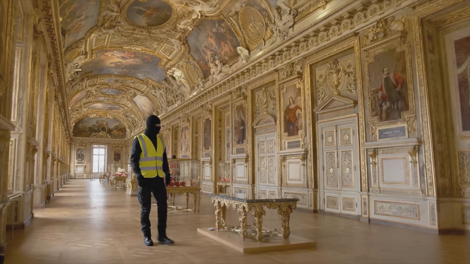 Así fue el robo en el Museo Louvre de París | ORAIN