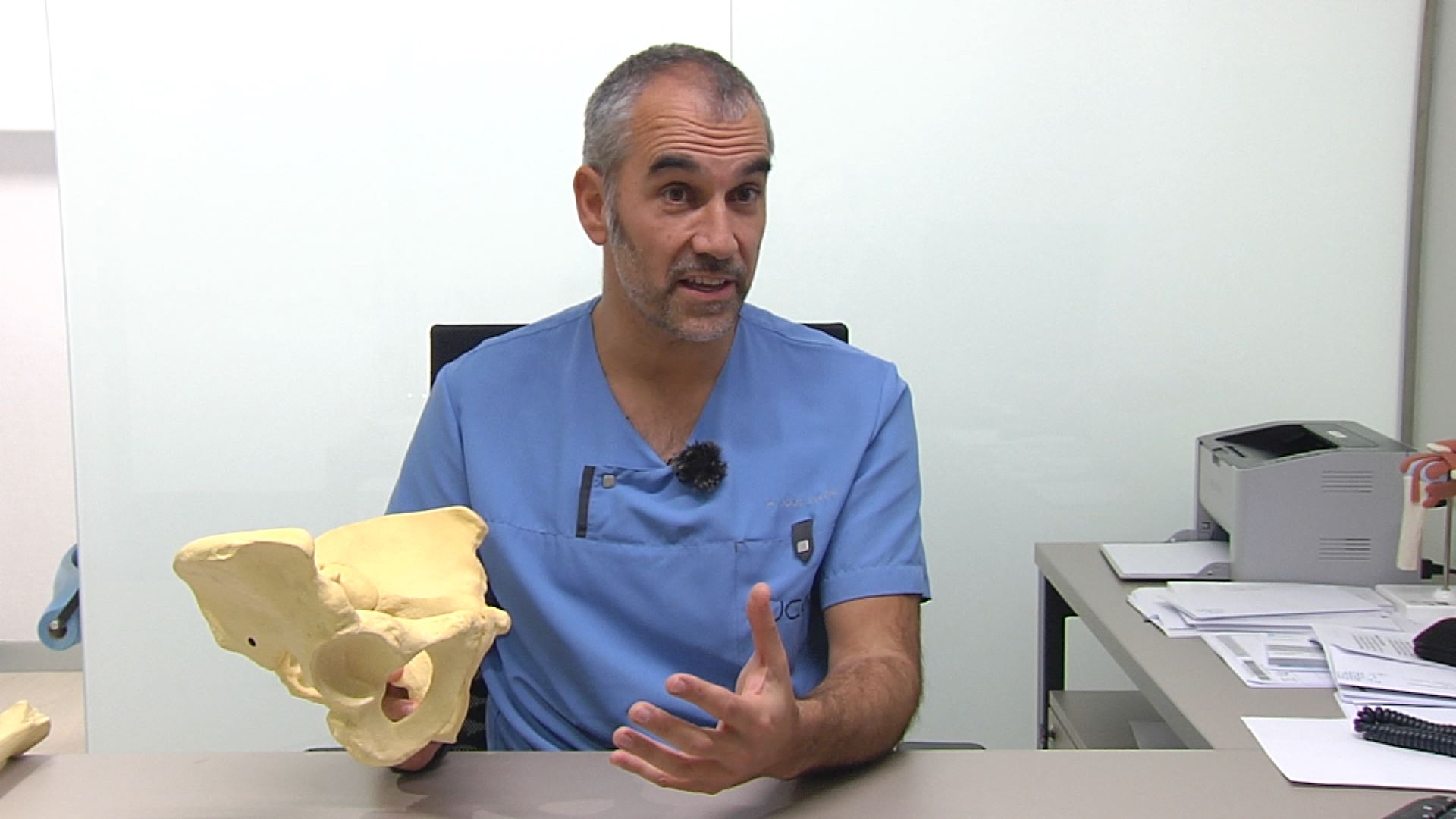 Vídeo: ¿Qué es y cómo se trata la pubalgia, que es la lesión que afecta ...