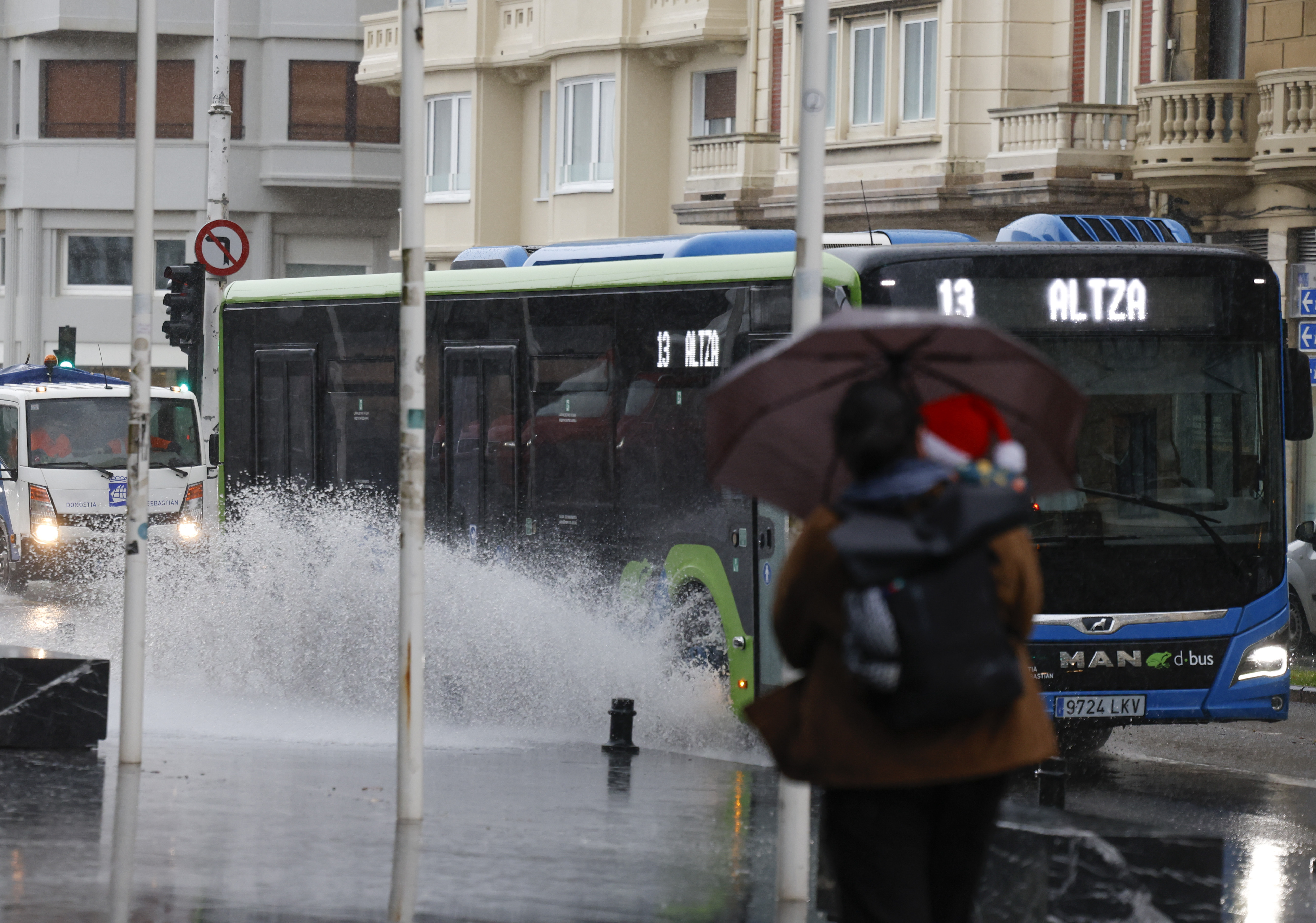 Tiempo lluvioso y fresco para terminar la semana e iniciar lo que viene ...