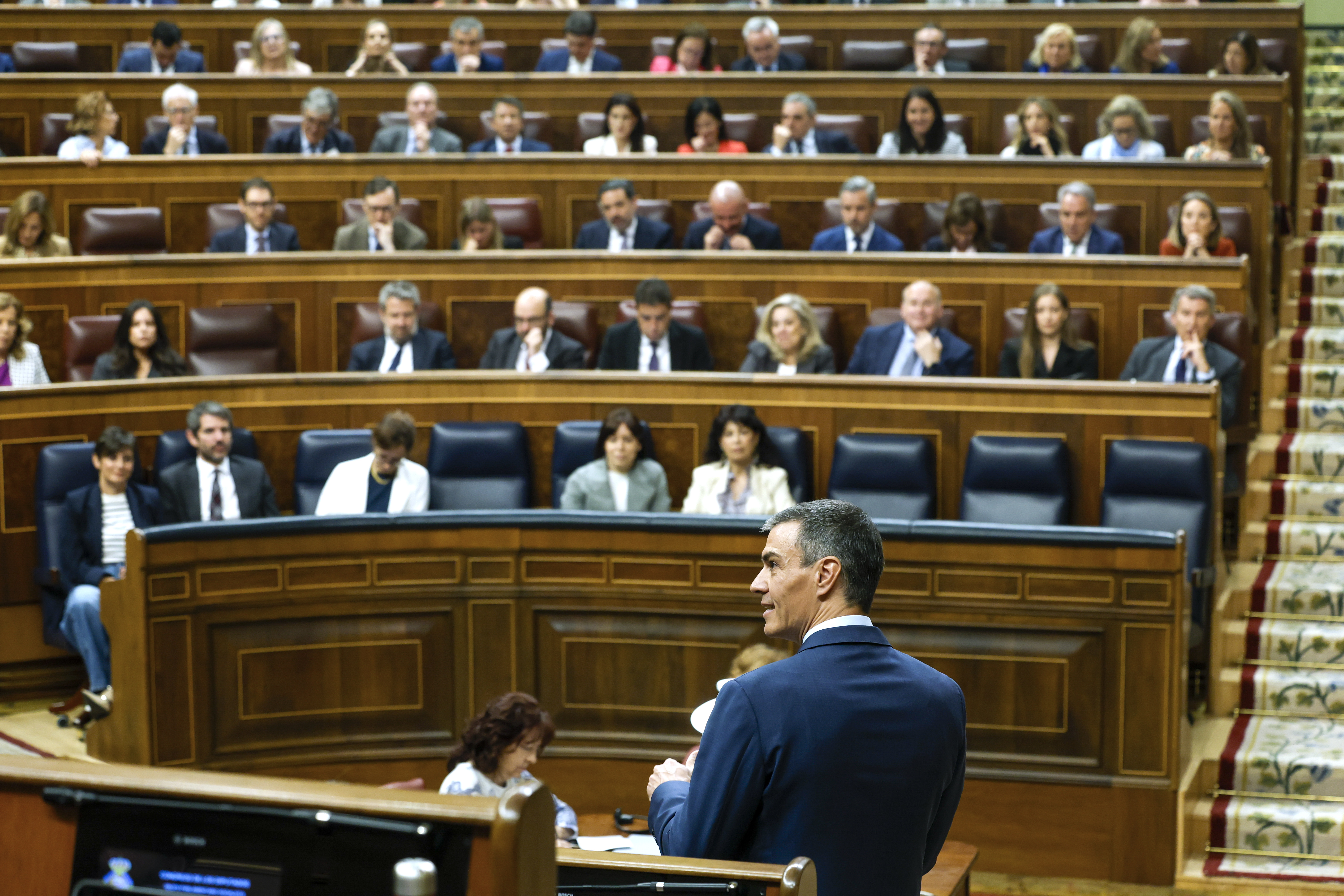 Sanchezek ekainaren 24an emango ditu PSOEri eragiten dioten azken ...